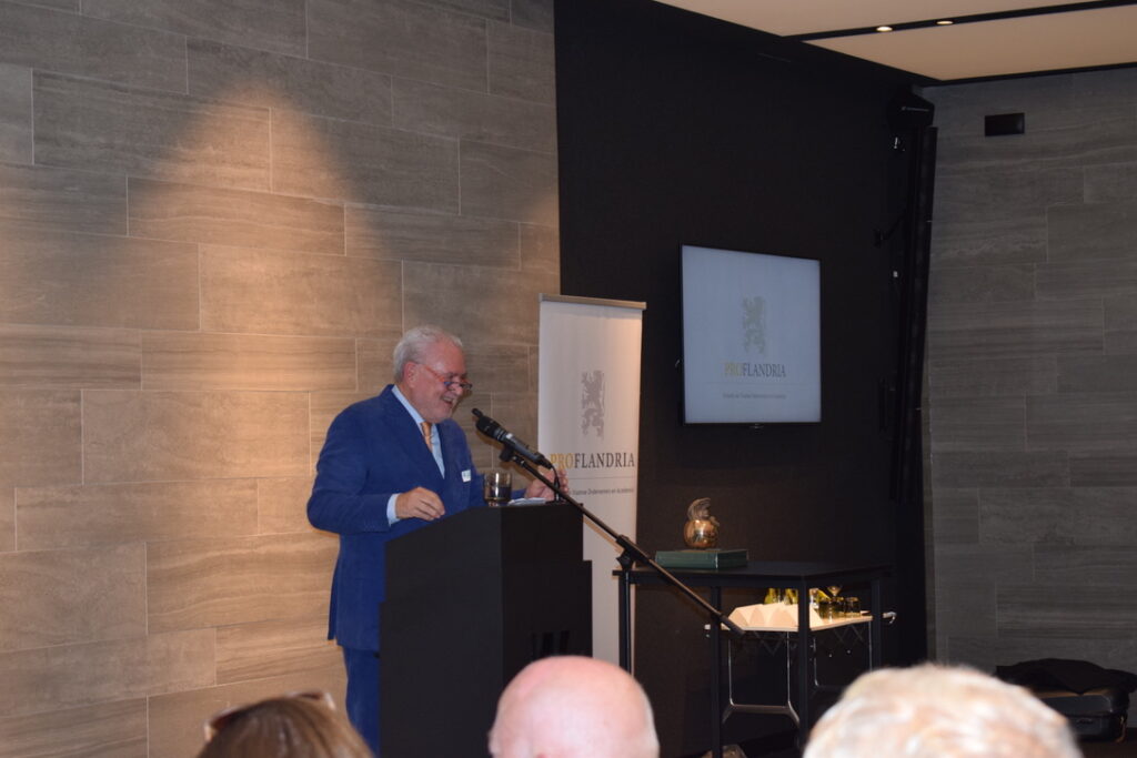 Lustrum 1/10 - Sfeerbeelden, persberichten, toespraak van de ’Nieuwe ...